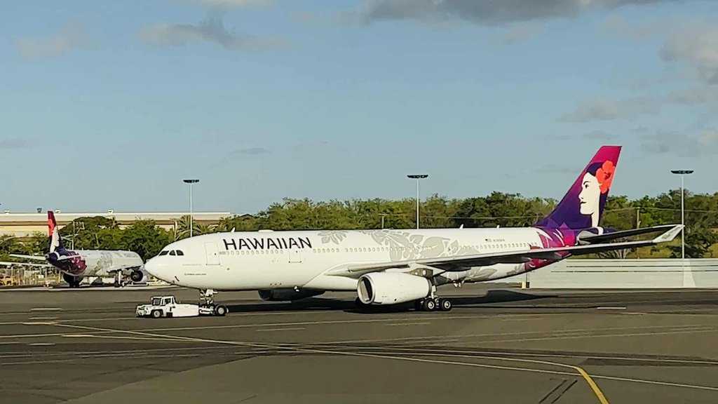 How long is a flight to Hawaii? Plus 5 Travel Tips to Know for 2023 ...