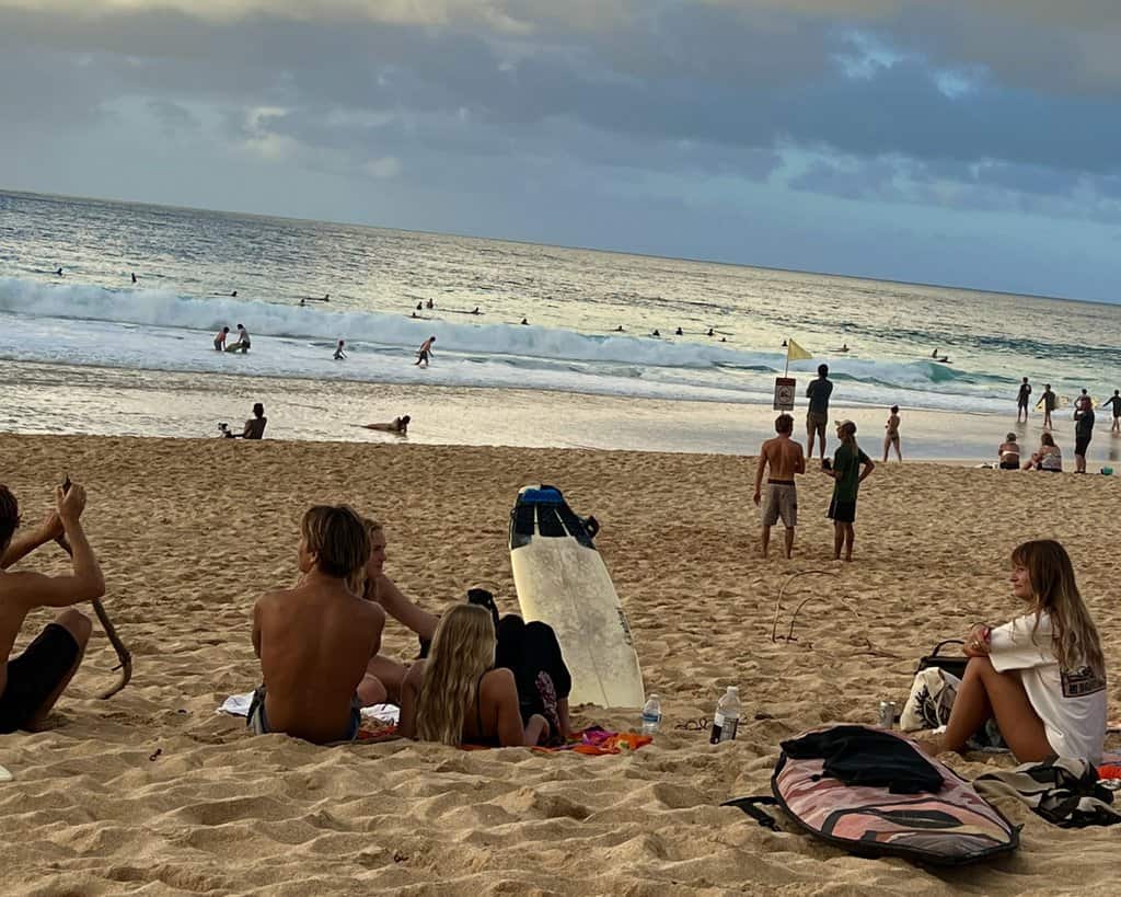 23 BEST Oahu Beaches From A Local + Map - Bridget Travels